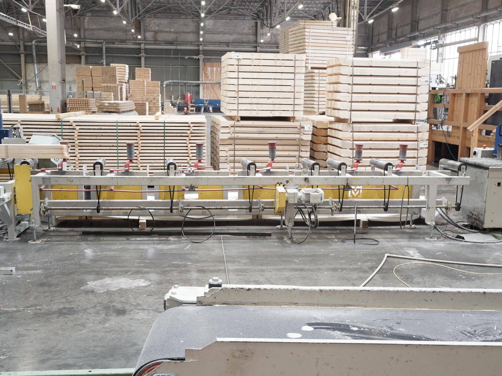 WEINIG Planing line with automatic infeed and automatic destacking ...