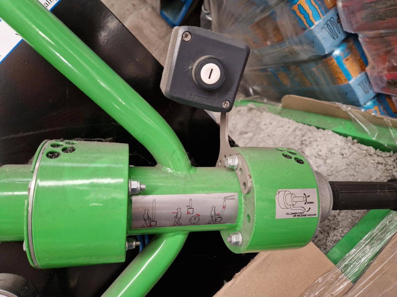 MANUT LM Vacuum tube lifter MULTIPAC buy second-hand