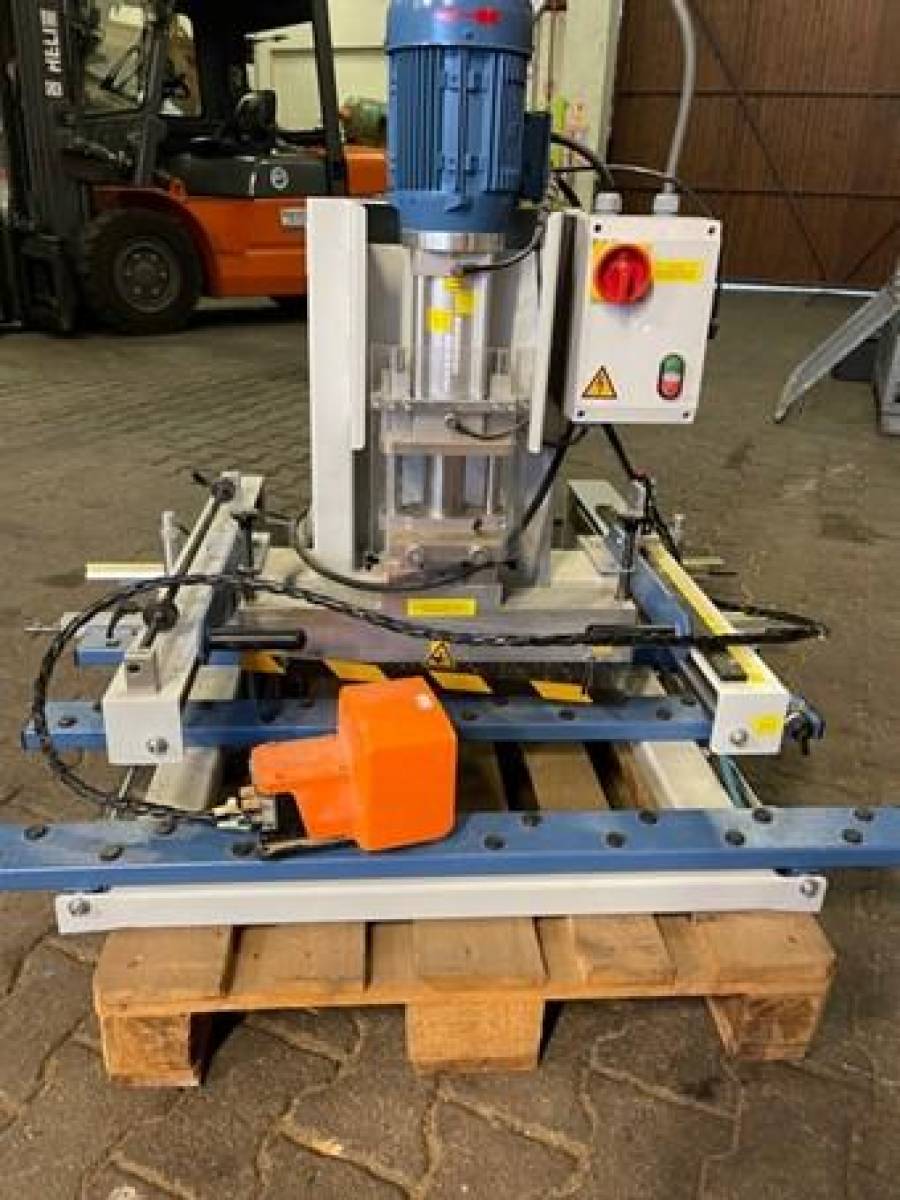 Hinge-hole boring machine GÖTZINGER KOMPAKT 15 buy second-hand