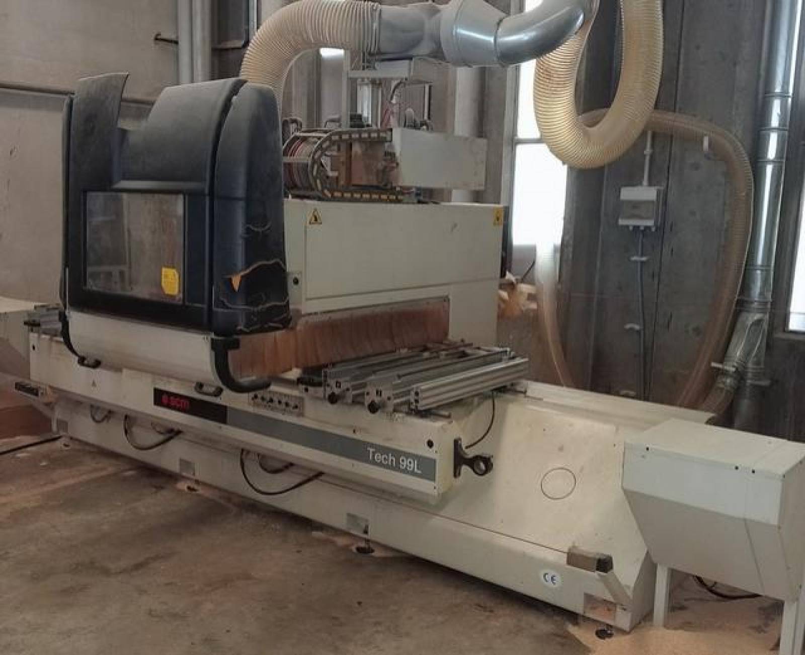 CNC machining centre SCM TECH 99 L buy second-hand