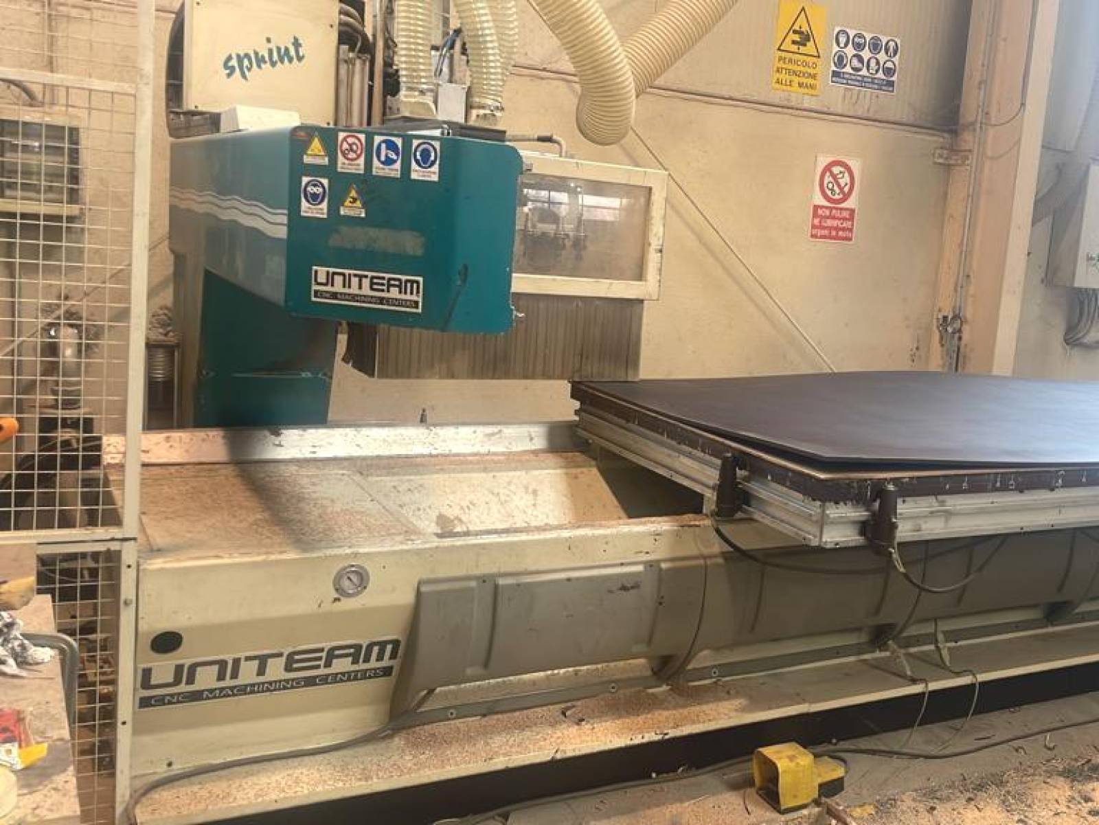 CNC machining centre UNITEAM SPRINT 5015 R buy second-hand