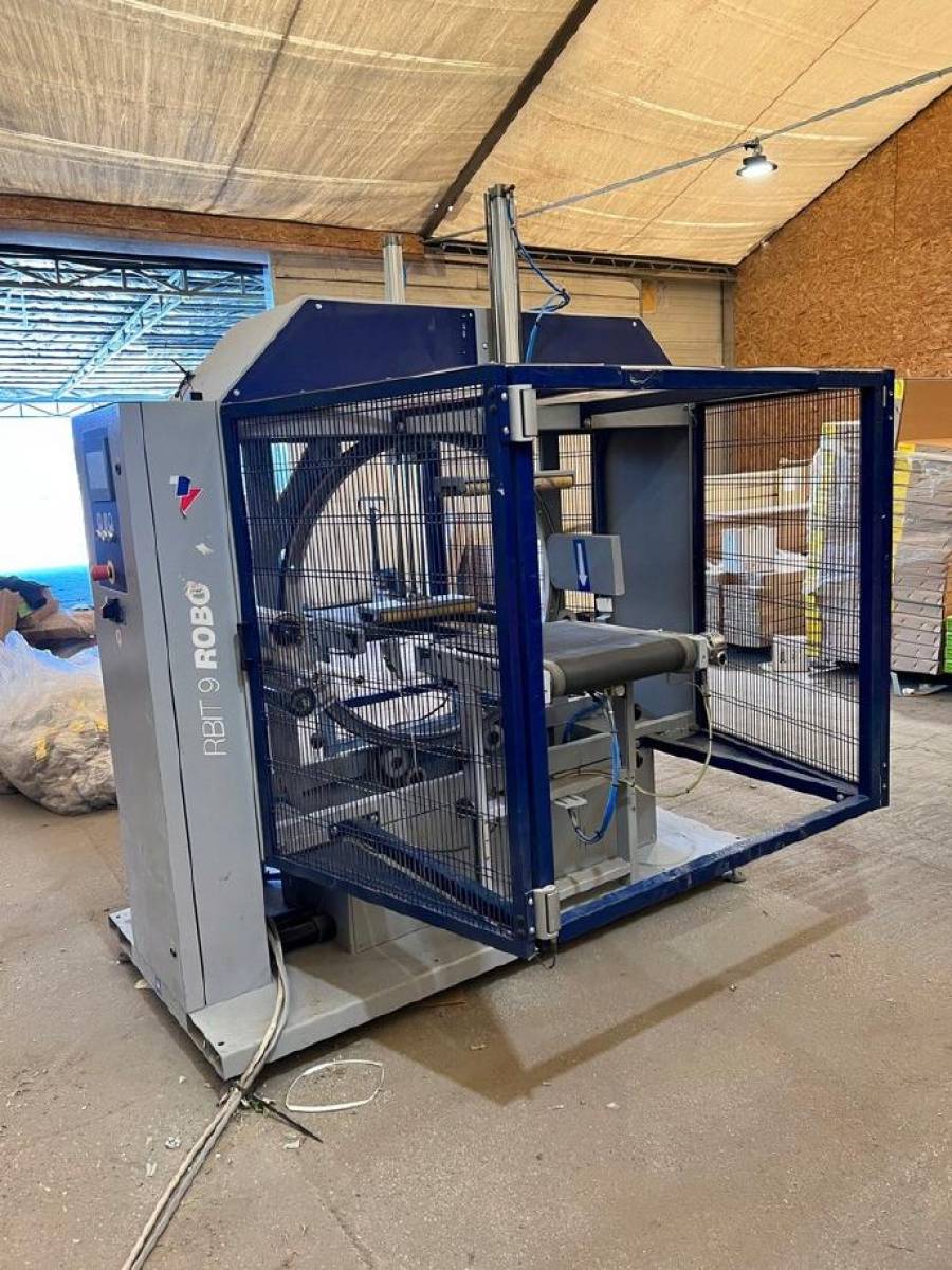 Packaging machine Twist wrapping machine ROBOPAC ORBIT 9 buy second-hand
