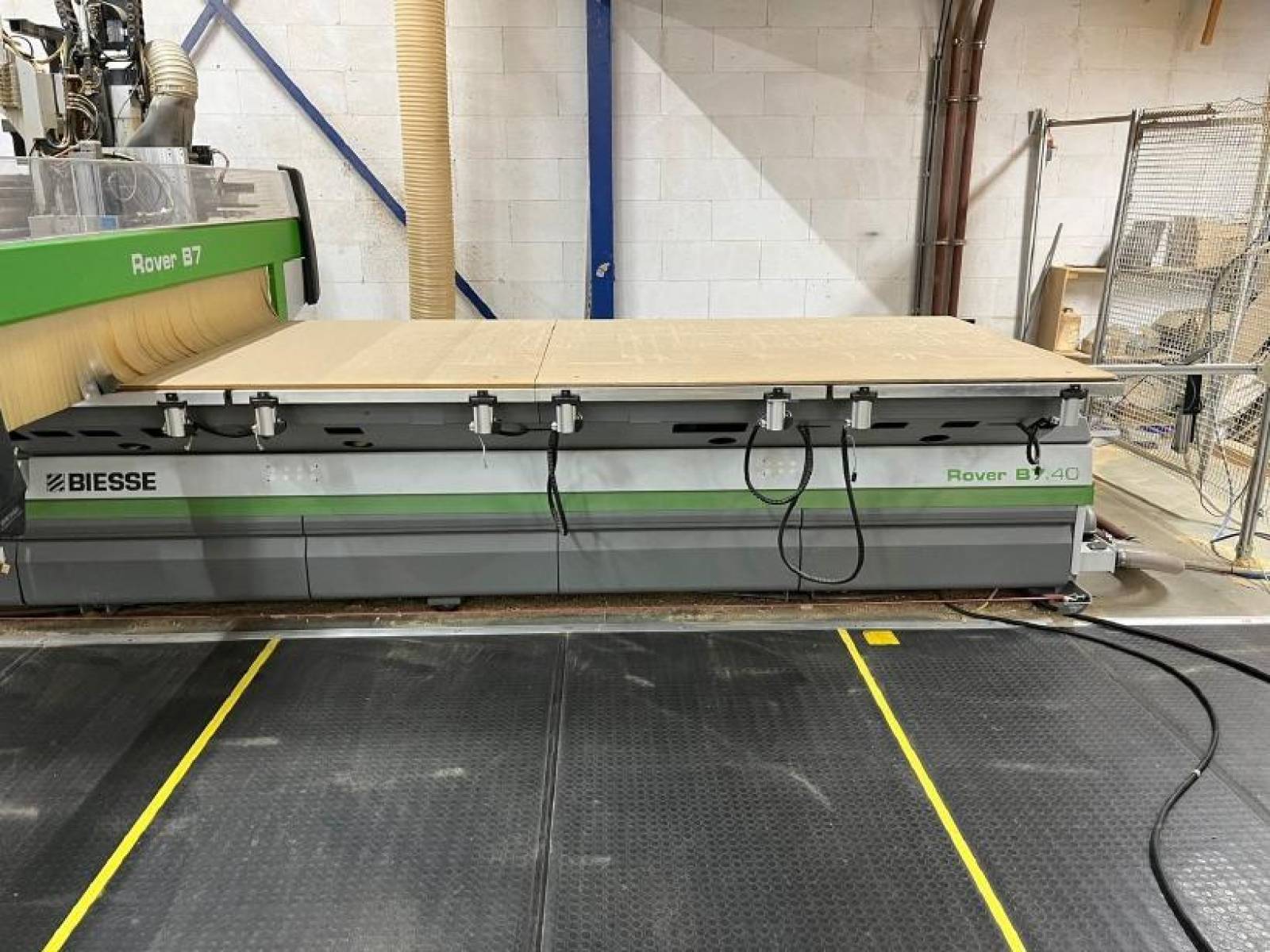 CNC machining centre BIESSE ROVER B 7.40 FT buy second-hand