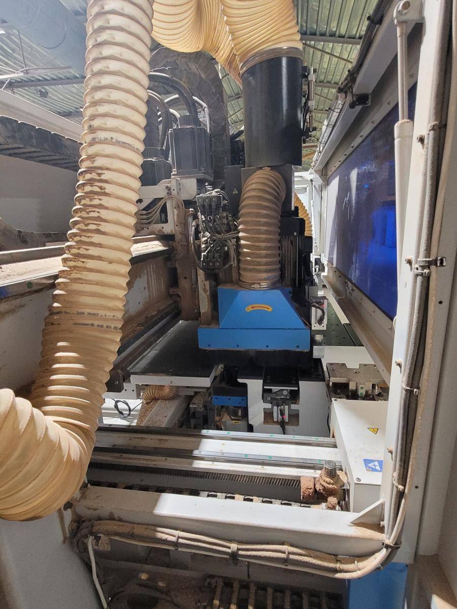 KDT Horizontal through-feed CNC with clamps KD 612 KHS buy second-hand