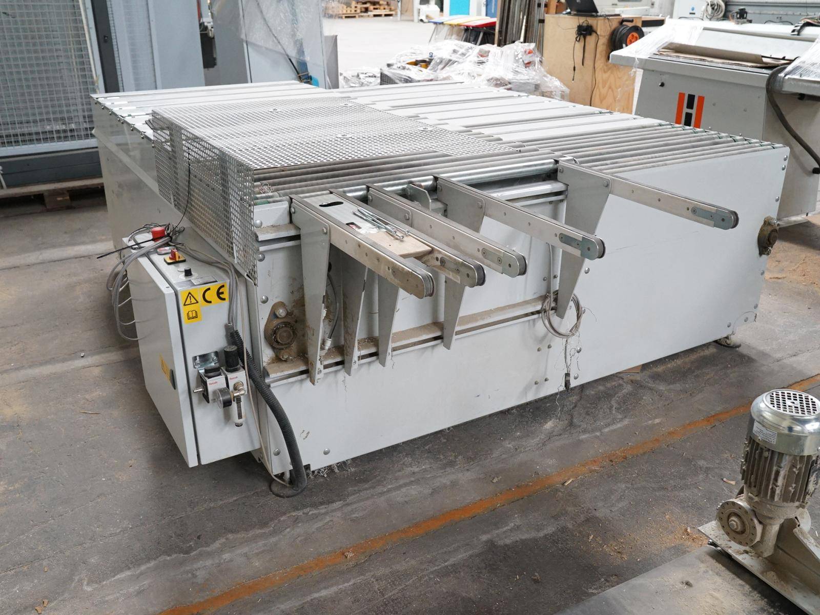 BARBARIC Return conveyor for edgebanders TSRET 04 buy second-hand