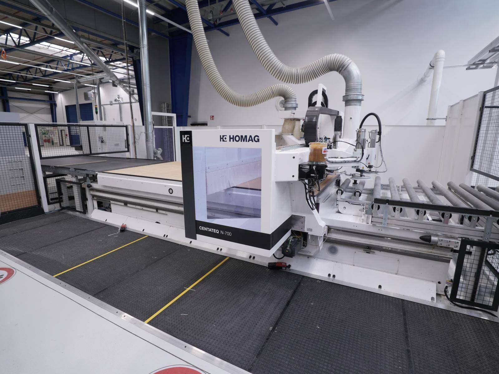 HOMAG Panel sizing cell with automatic storage, nesting CNC and panel ...