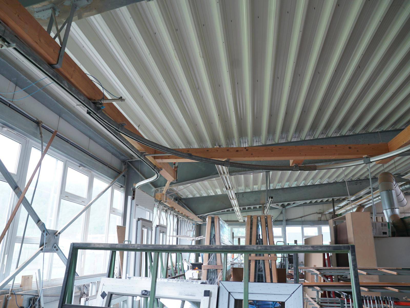 Ceiling conveyor with hooks buy second-hand