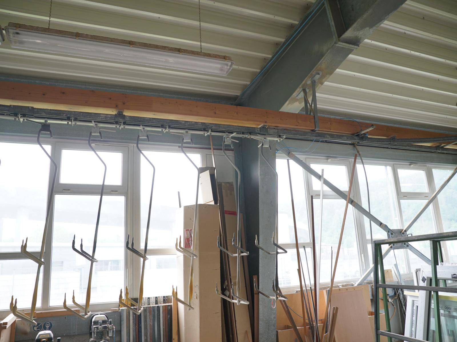 Ceiling conveyor with hooks buy second-hand