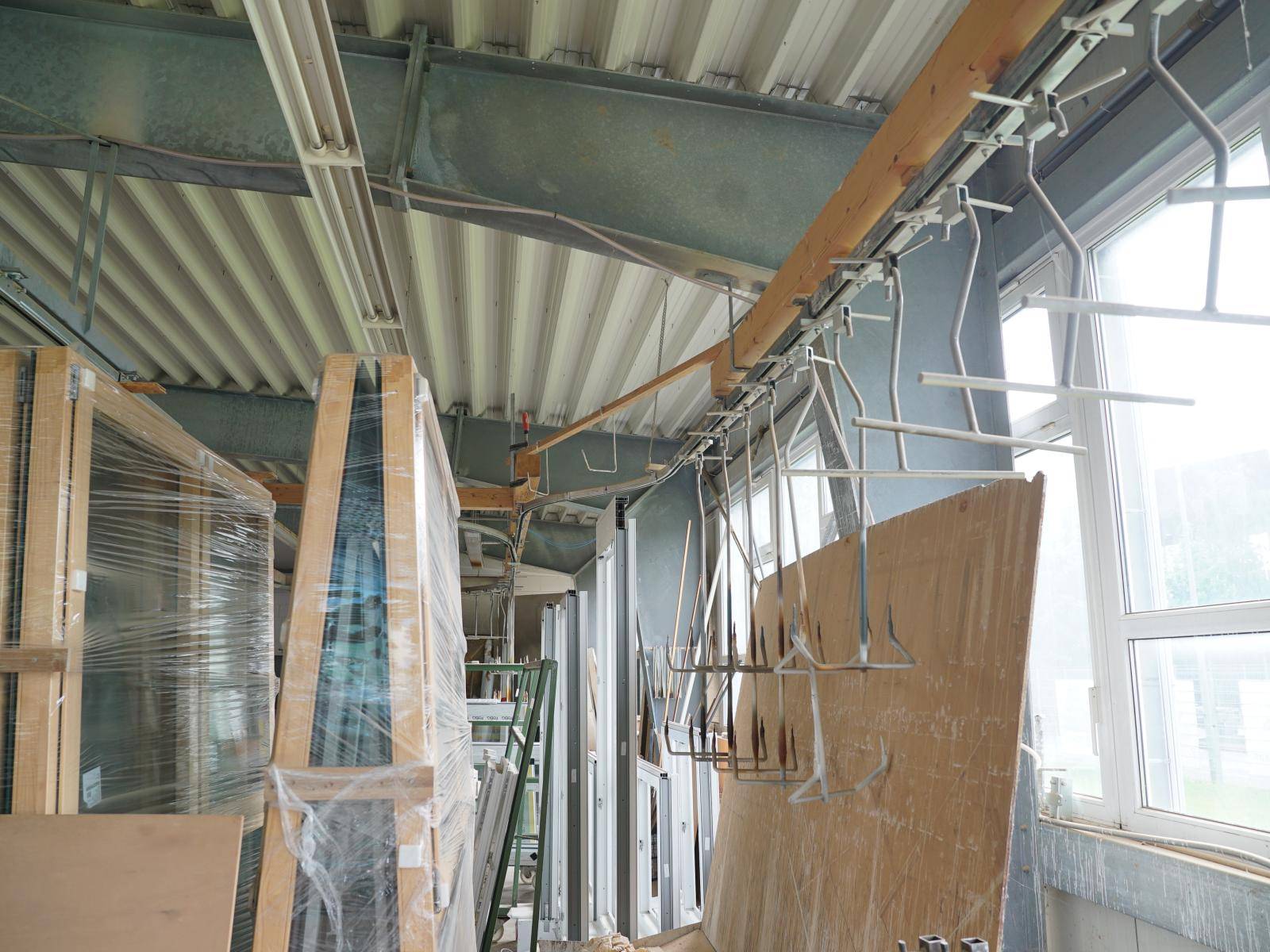 Ceiling conveyor with hooks buy second-hand