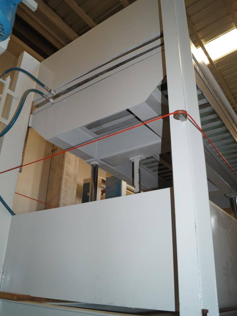 MANNI Veneer press buy second-hand