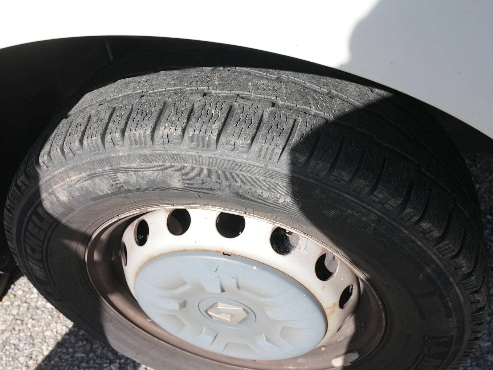 RENAULT Transporter Master Pritsche buy second-hand