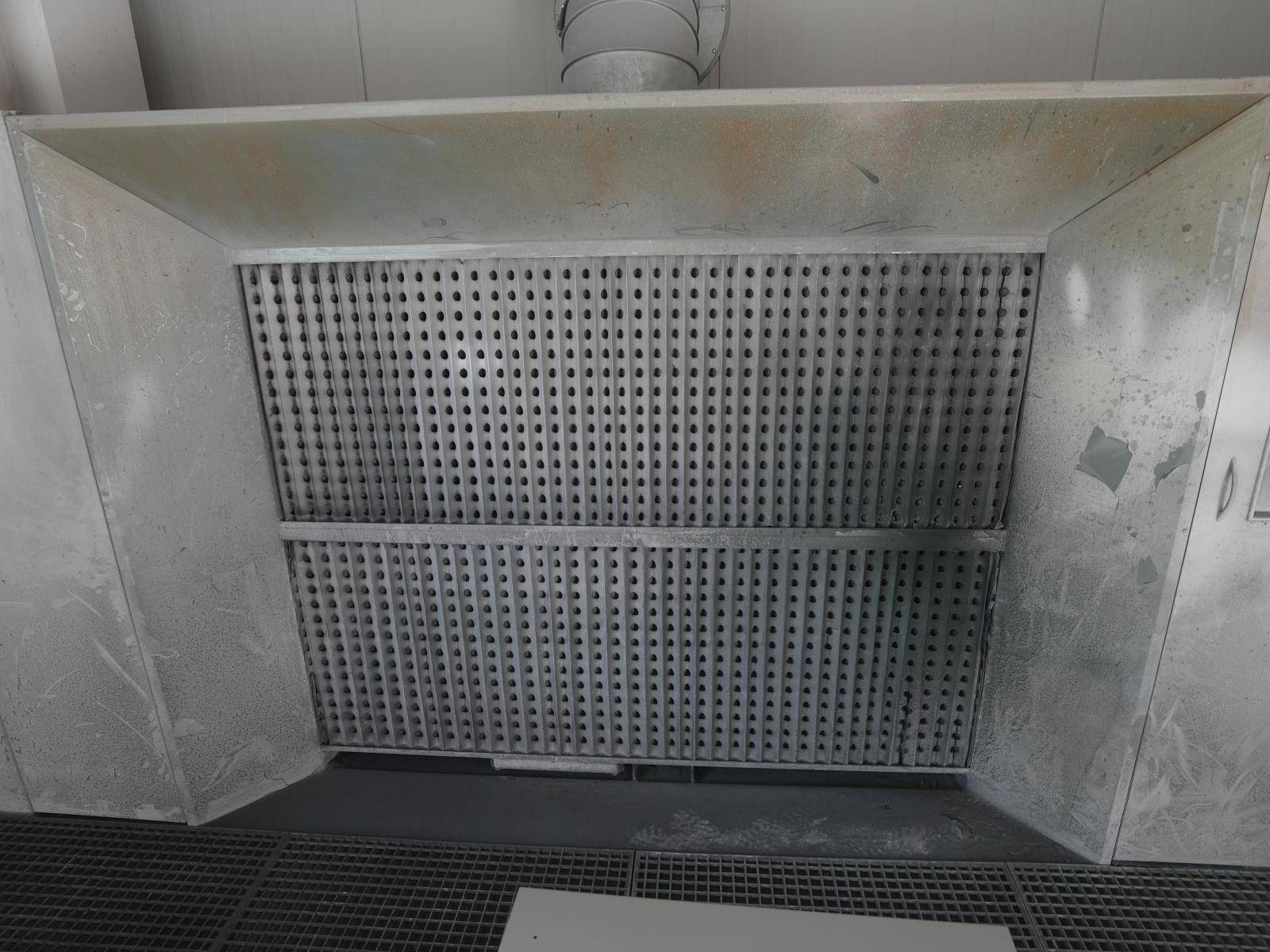 Auction 4.2.25: Paint spray extraction