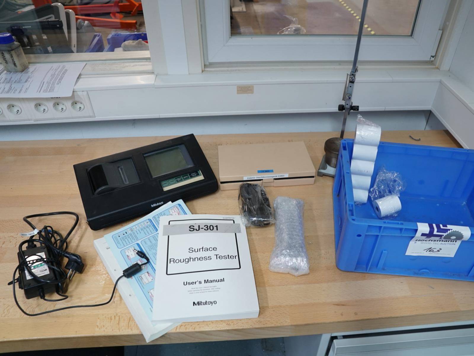 Auktion MITUTOYO Oberflächenrauheitsmessgerät SJ 301 Surftest