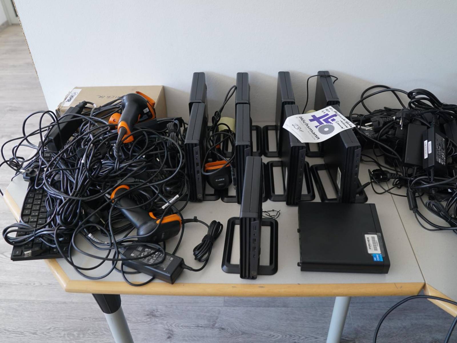 Asta HP PC desktop PRO MINI 400 G9 + IIYAMA ProLite T1721MSC