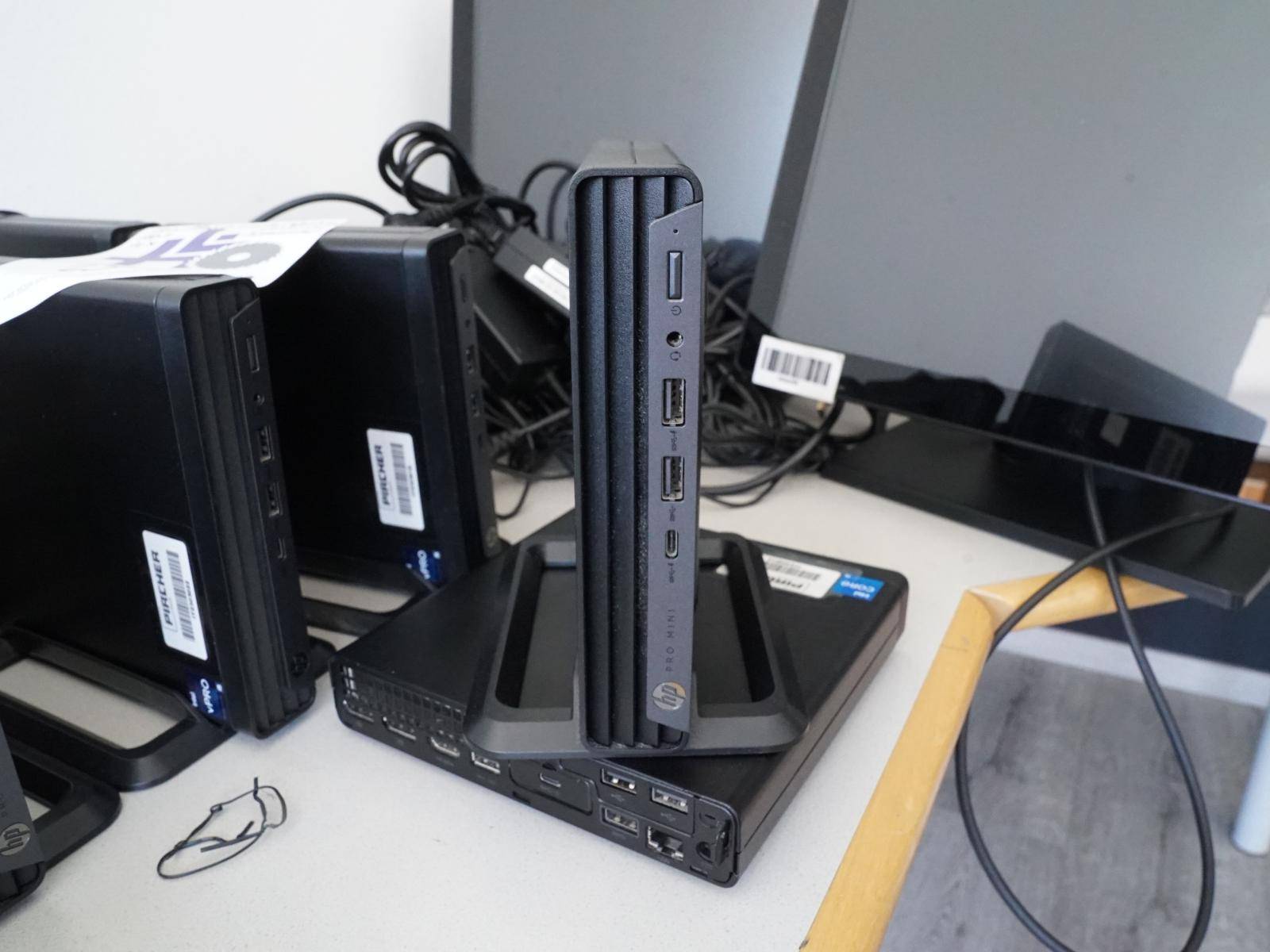 Asta HP PC desktop PRO MINI 400 G9 + IIYAMA ProLite T1721MSC