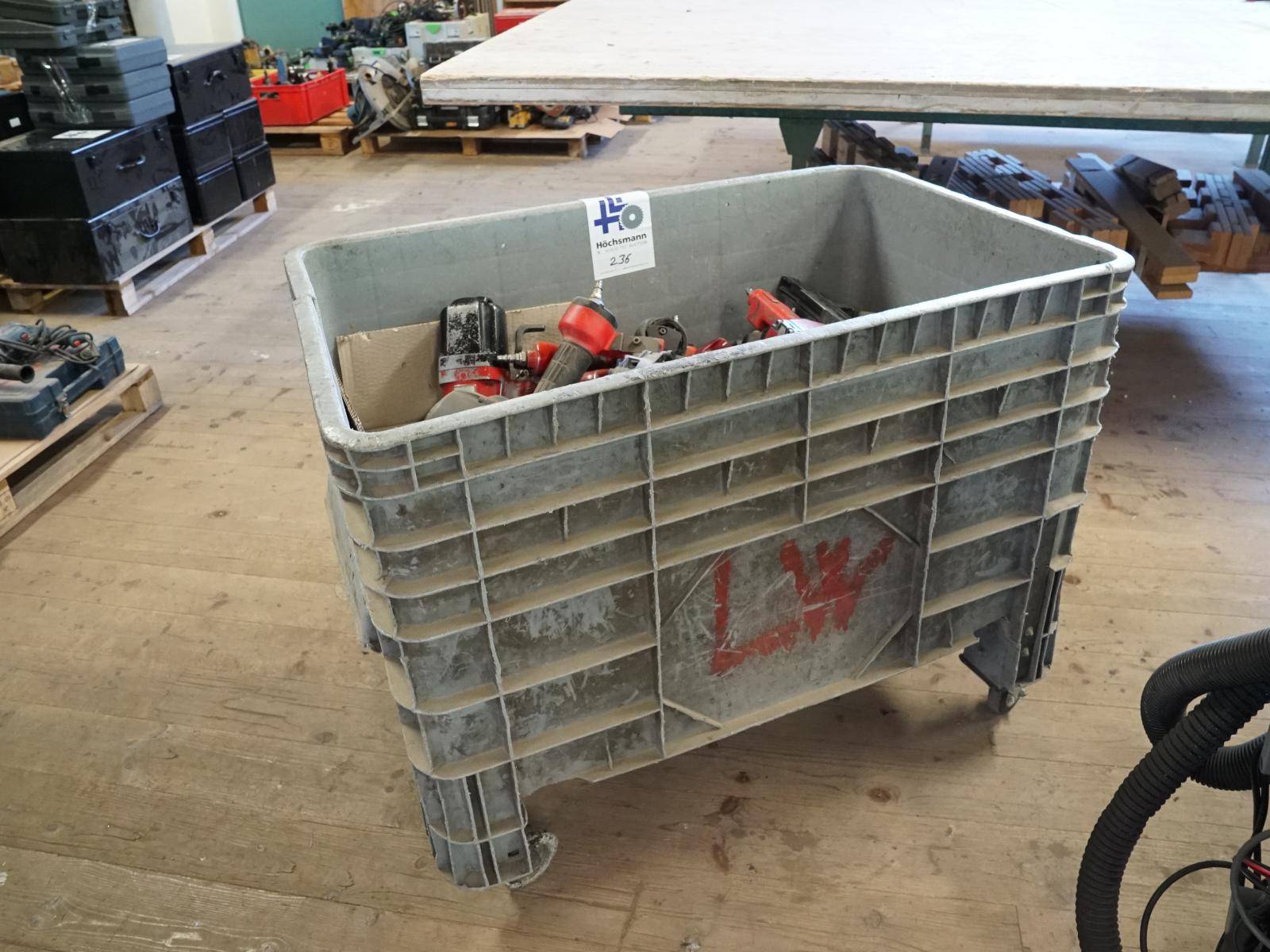 Subasta 29.10.24: Lote de máquinas portátiles ATRO, HAUBOLD, HOLZ-HER ...