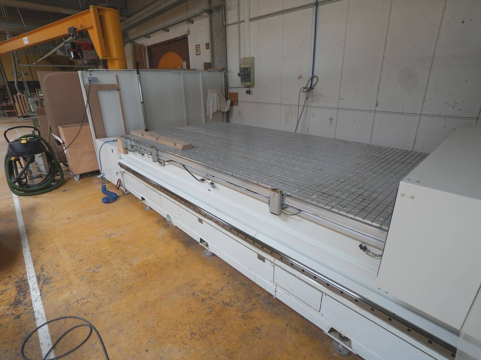 Auktion 16.1.25: SCM 5-Achs CNC-Bearbeitungszentrum ACCORD 20 FX -M