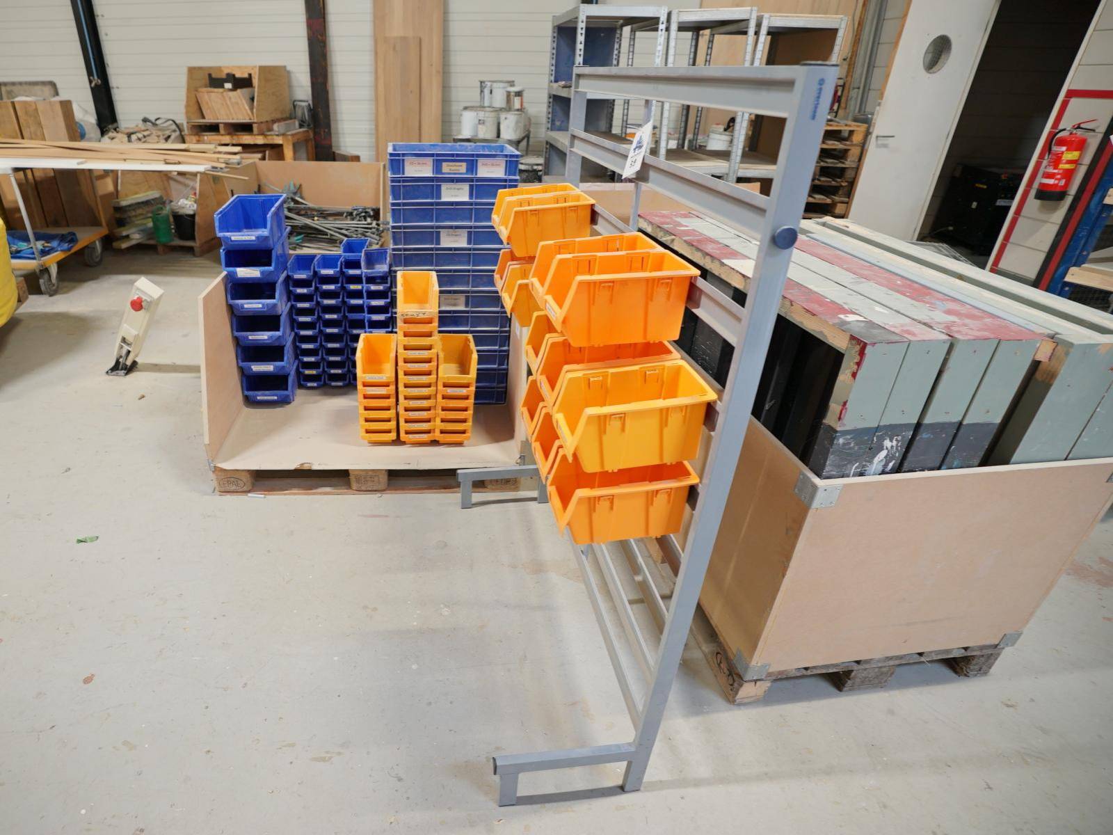 Auction 6.2.25: System box Set (91)