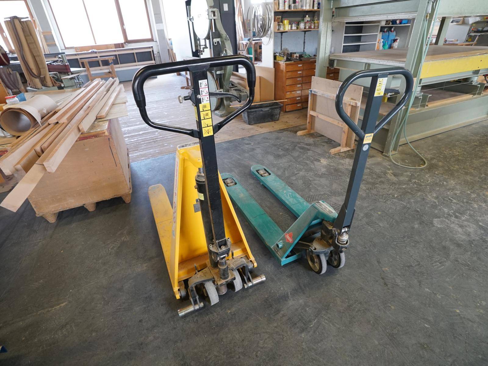 JUNGHEINRICH Hand pallet truck AMEISE HPT A 20 + Haneu GPS 100 buy ...