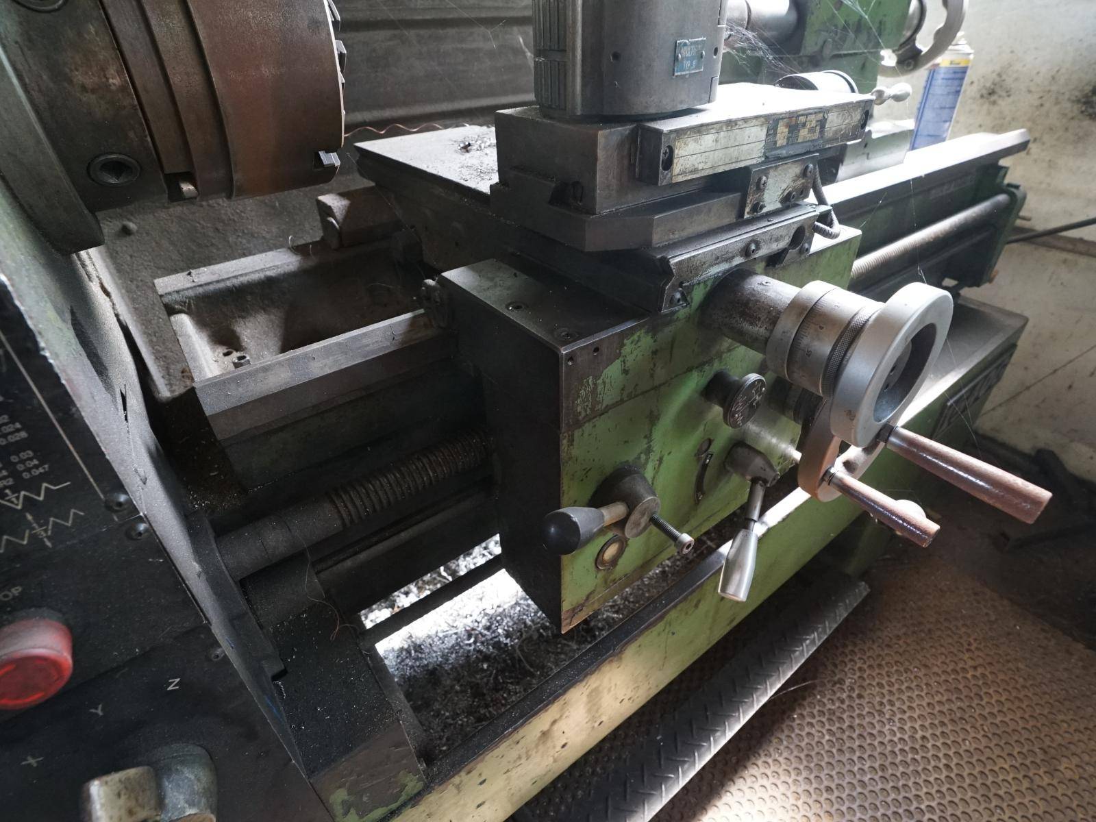 Auction Guide and traction spindle lathe MORTON 1540 G
