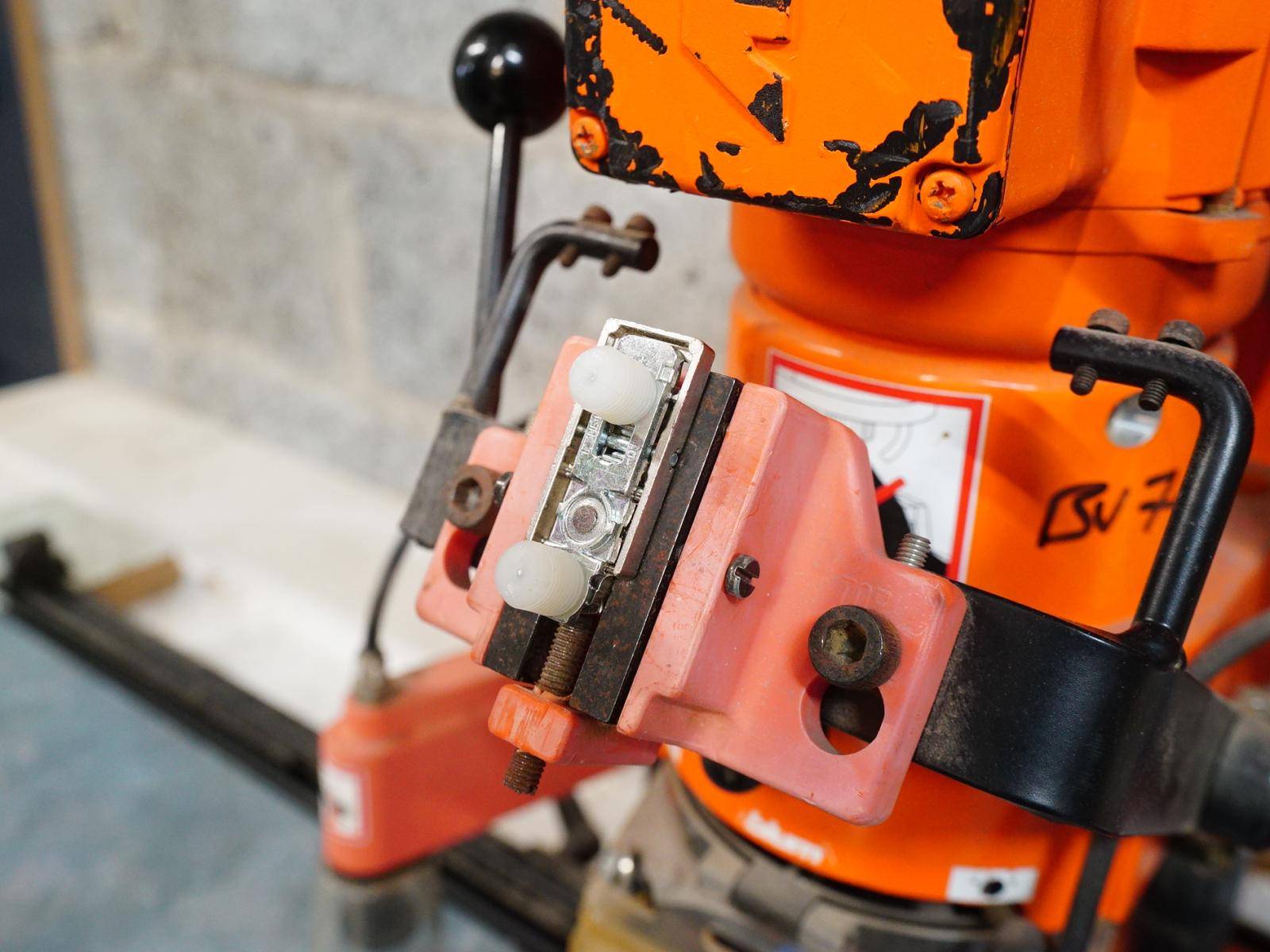 BLUM Hinge-hole boring machine MINIPRESS M51 P1000 buy second-hand