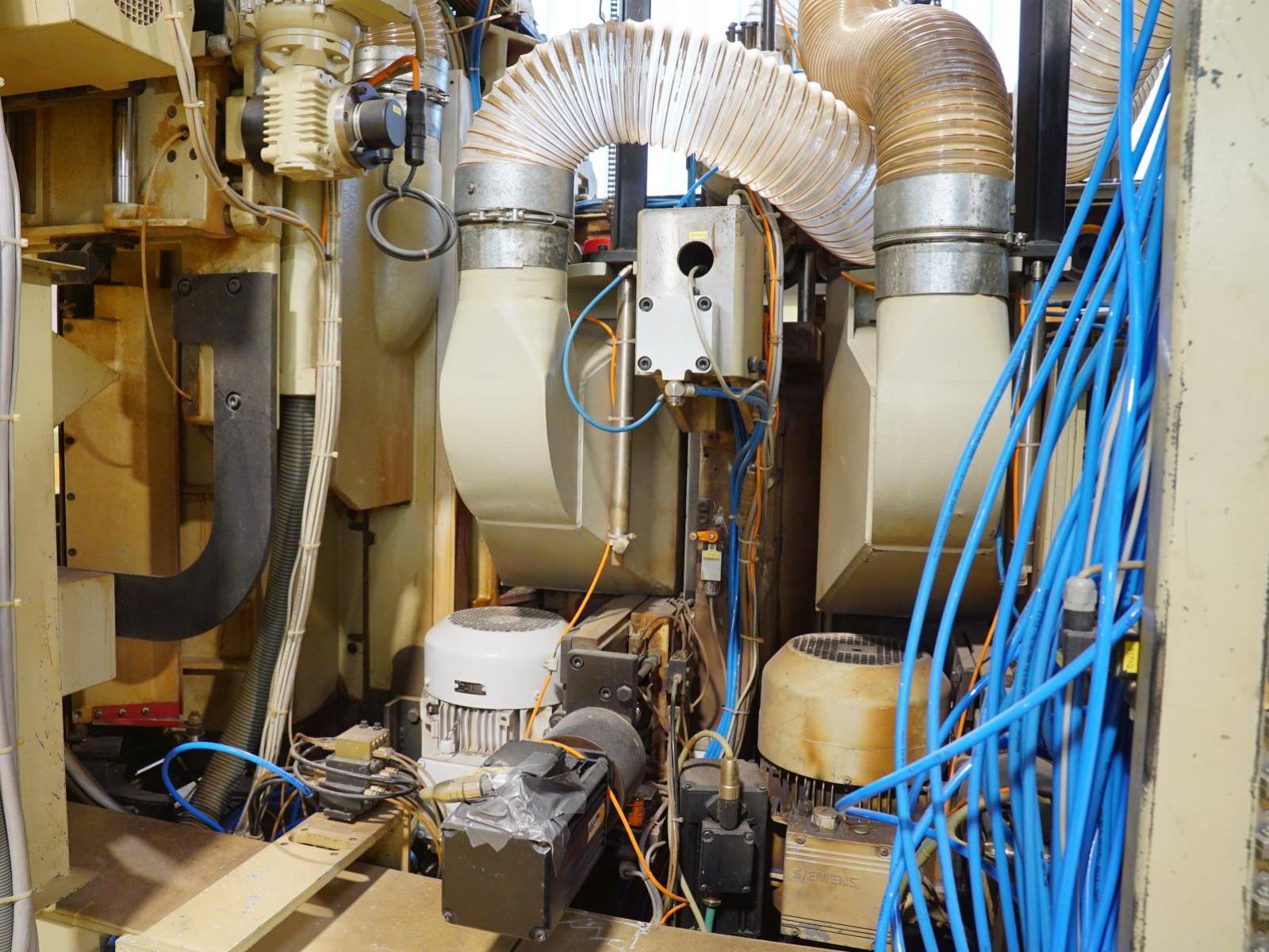 Auction 3.2.26: WEINIG Angular window machining centre UNICONTROL 10