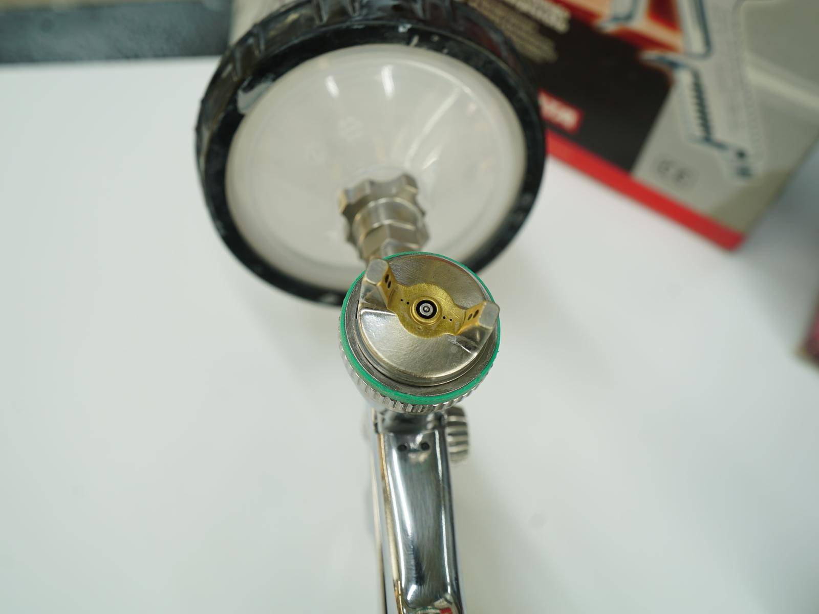 Auction 19.5.26: SATA Spraying gun KREMLIN - Set (3+1)