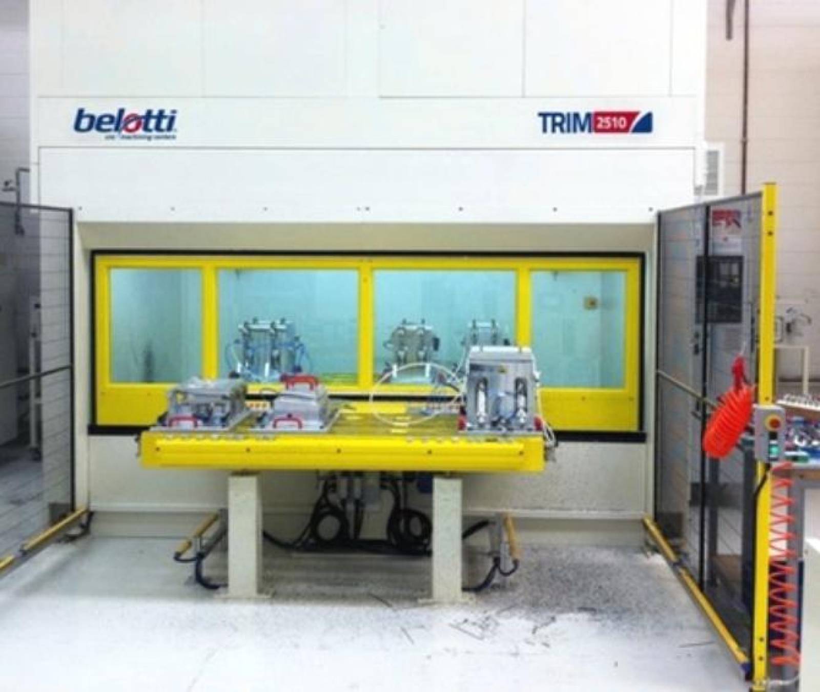 BELOTTI CNC machining centre TRIM 2515 CB 2T buy second-hand