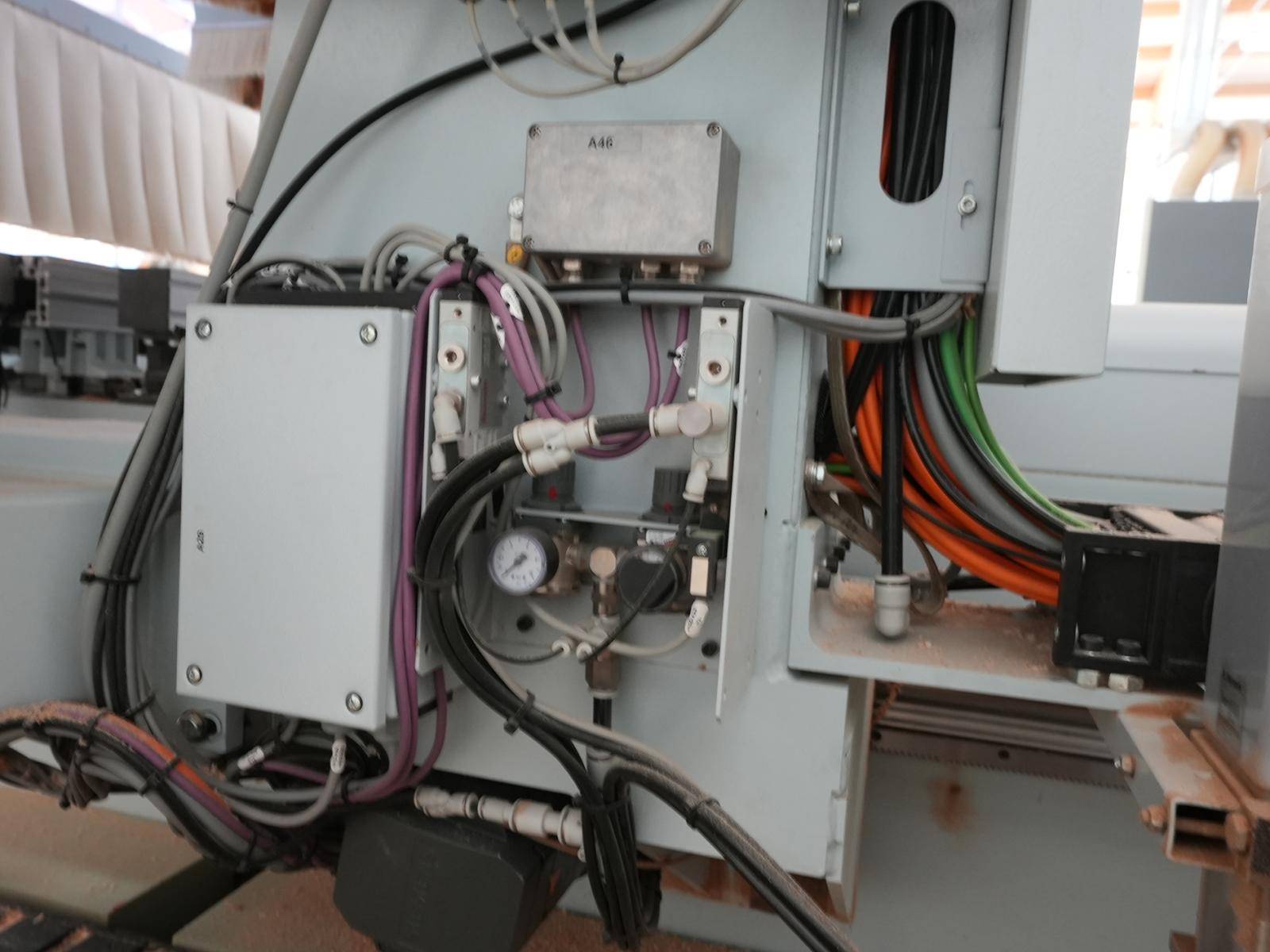 HOMAG 5-axes CNC router BMG 511 /40/12/F/K Optimat buy second-hand