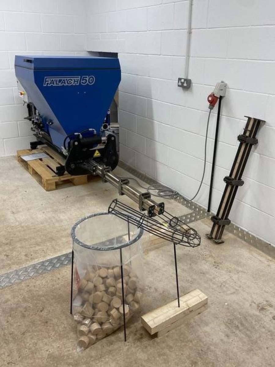 FALACH Briquetting press F 50 buy second-hand