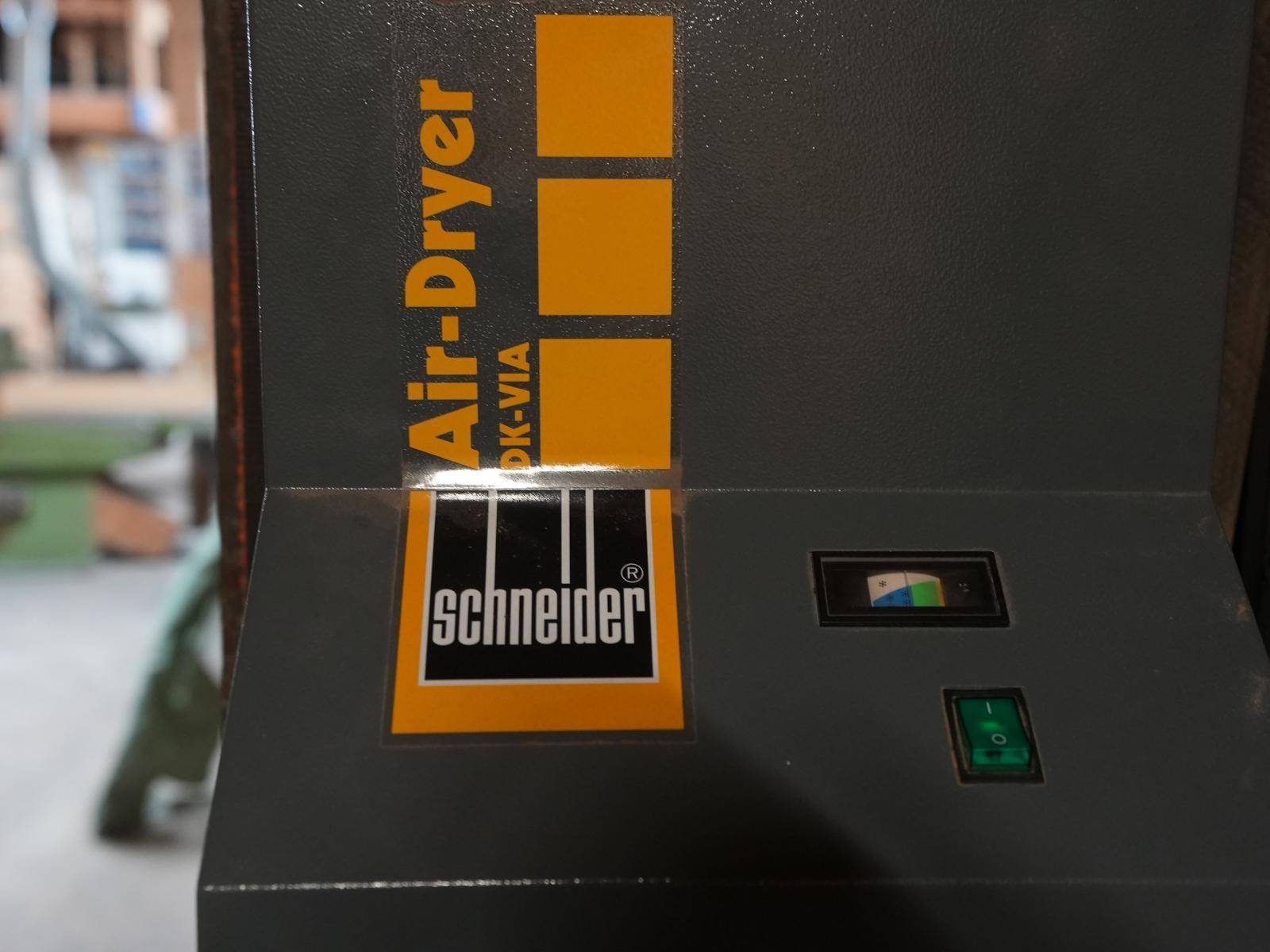 SCHNEIDER AIRSYSTEMS Compressor AIRMASTER AM 5 + AIR-DRYER buy second-hand