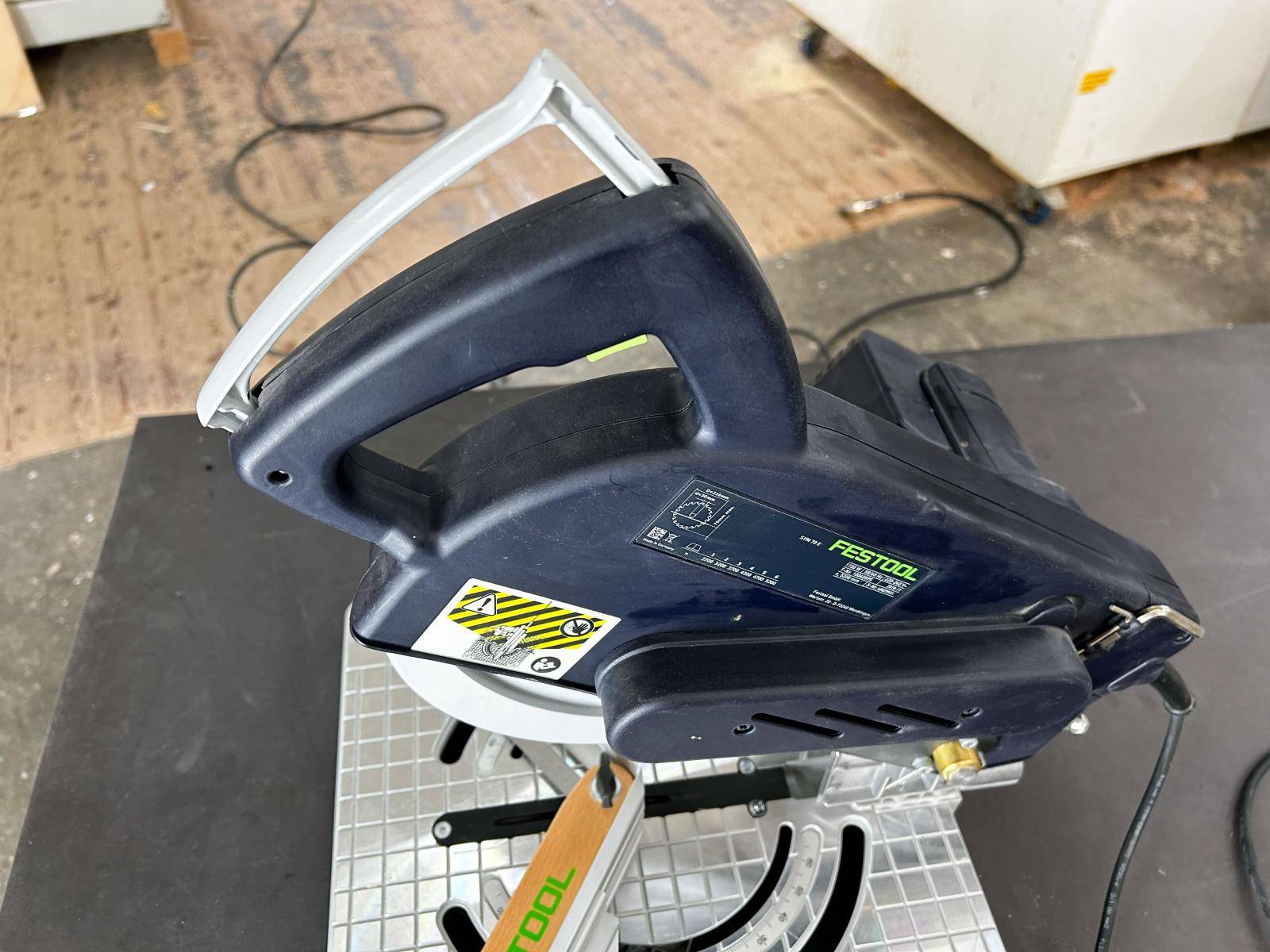 Subasta 14.11.24: FESTOOL Retestador SYM 70 E