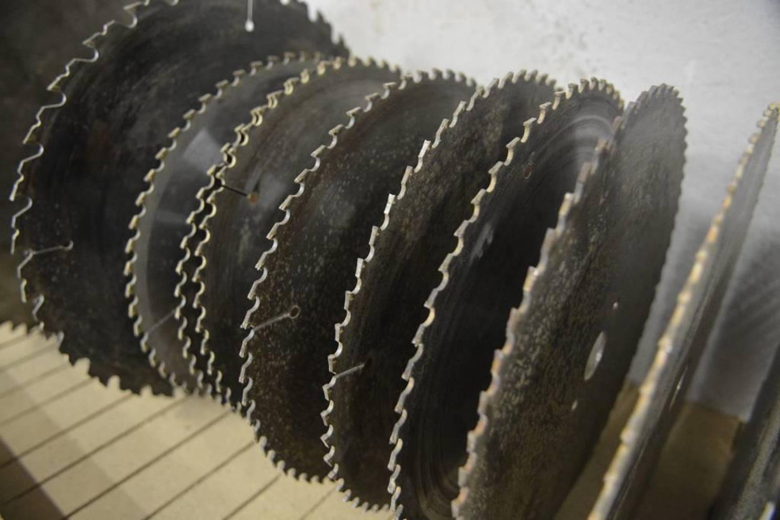 Tool set Saw blade buy second-hand