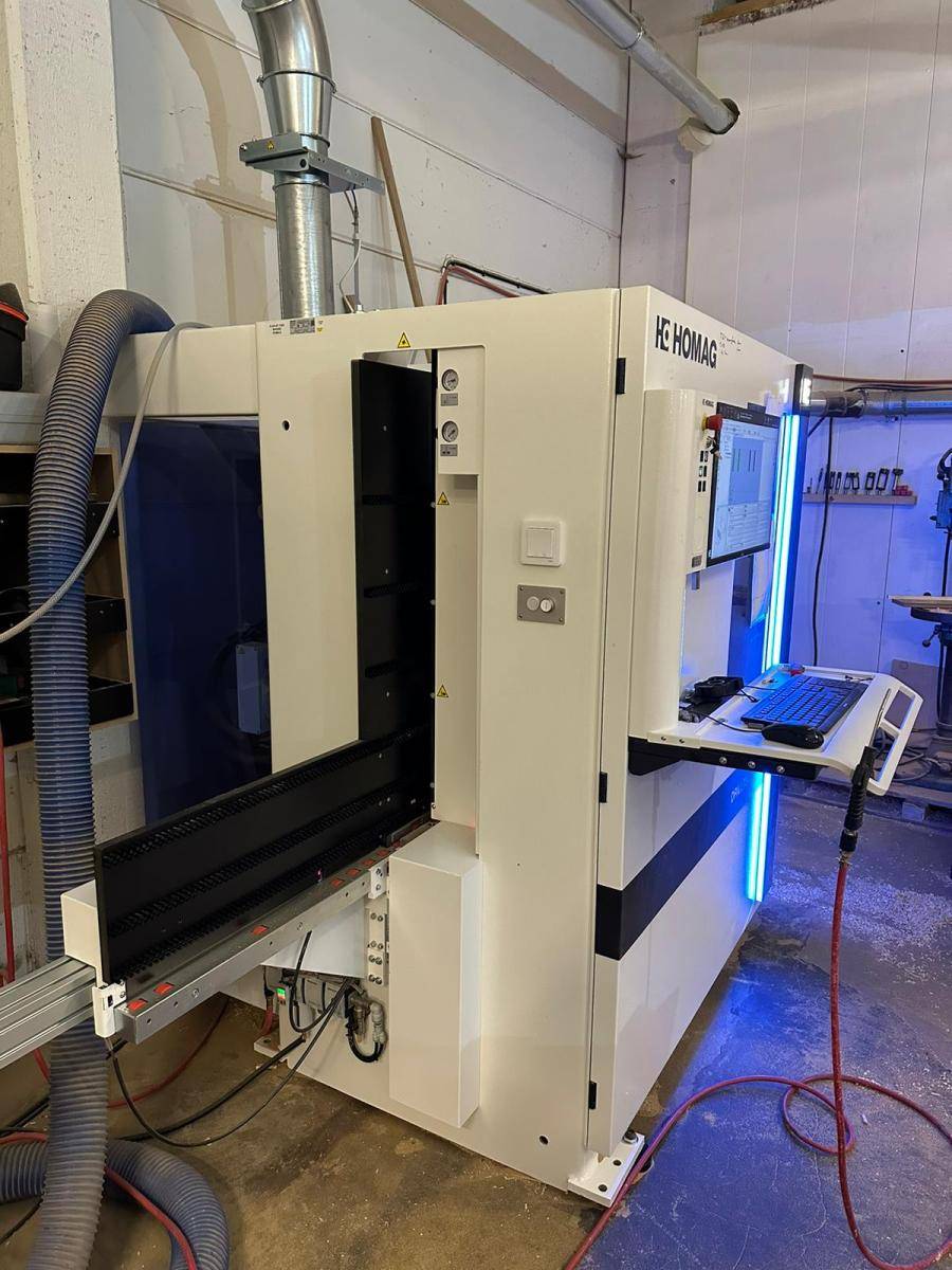 HOMAG Vertical CNC machining centre DRILLTEQ V -200 /BHX 050 buy second ...