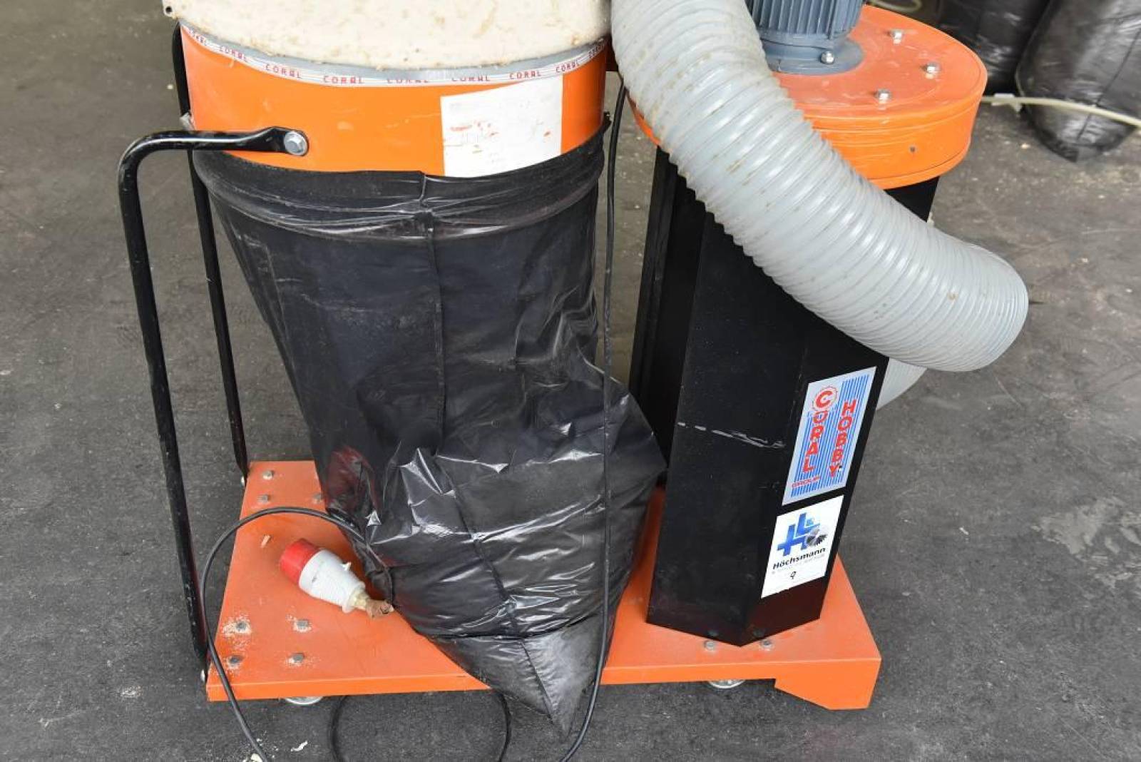 Mobile dust extraction Mobile dust extraction CORAL HOBBY buy second-hand