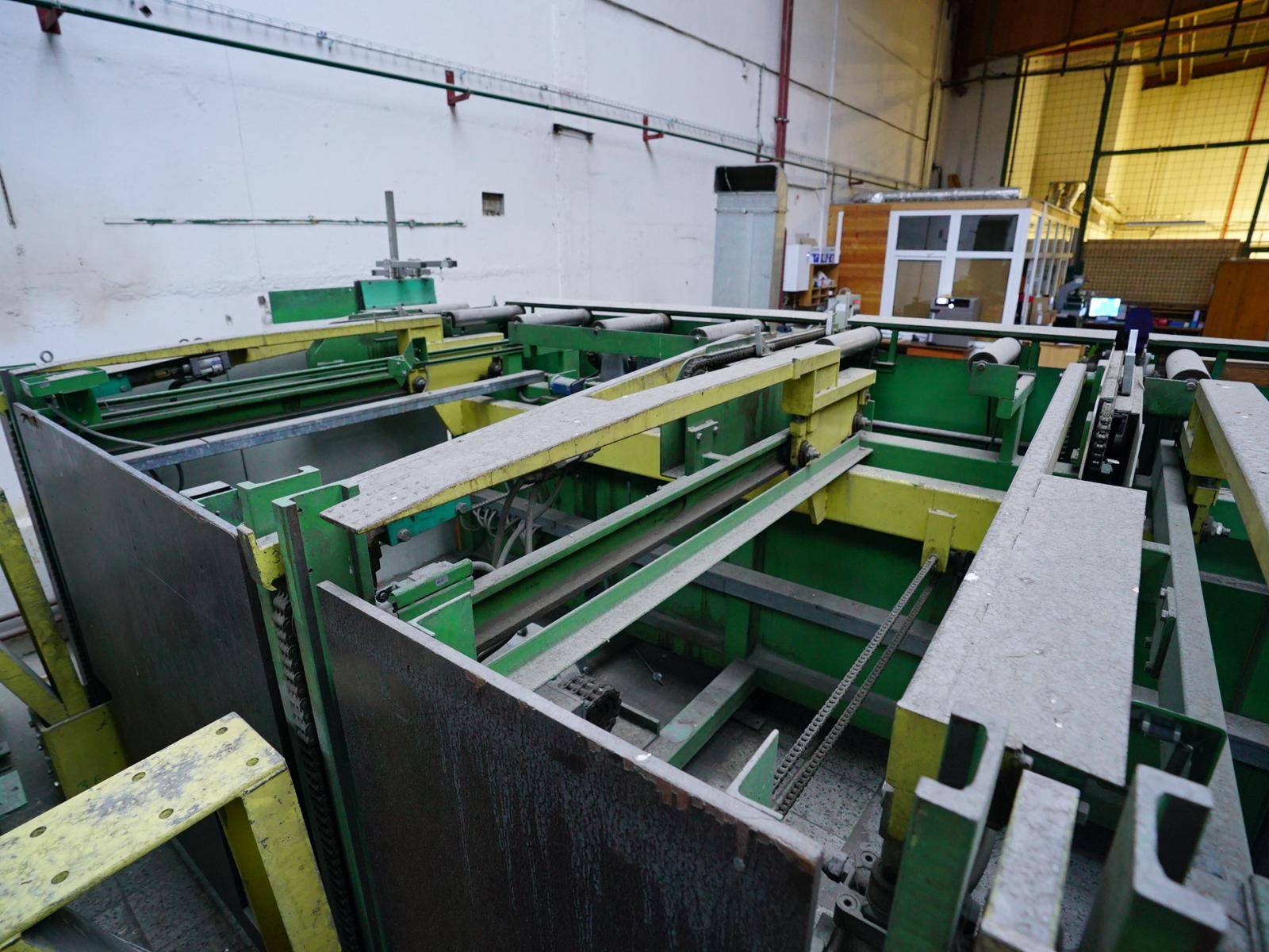 MINDA Automatic loading and unloading system buy second-hand