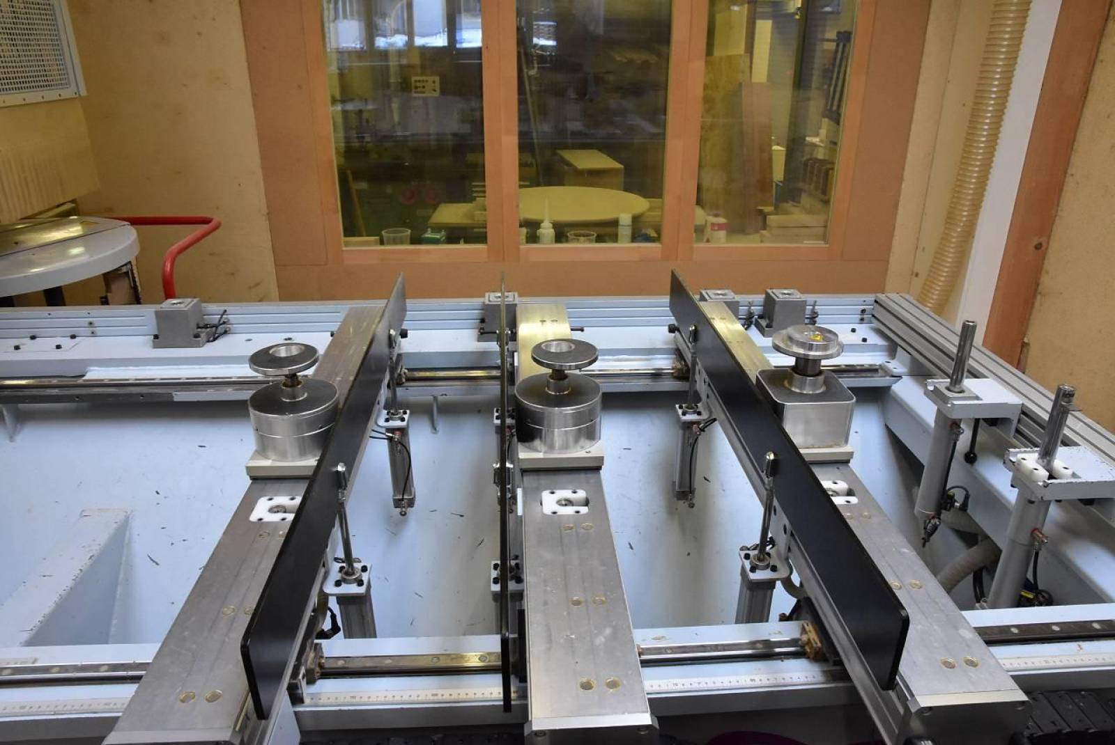 CNC machining centre WEEKE BHC 750 buy second-hand