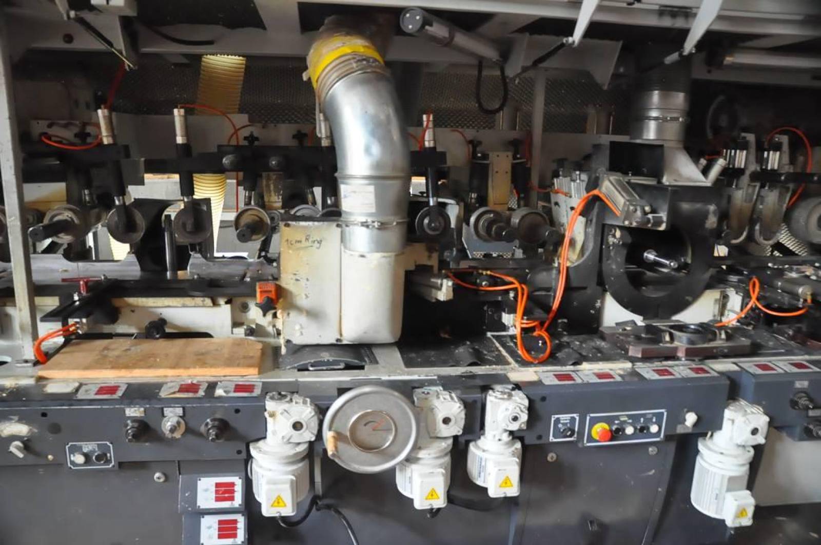 cepilladora y moldurera LEADERMAC MAXIMAC 930 comprar usado