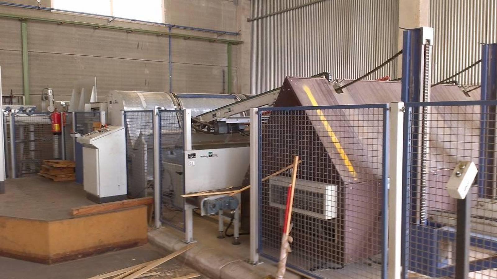 Stacking and destacking device Automatic loading and unloading system ...