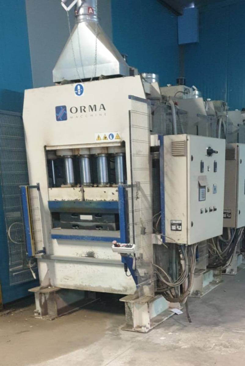 Moulding press ORMA PSA S 900x500 buy second-hand