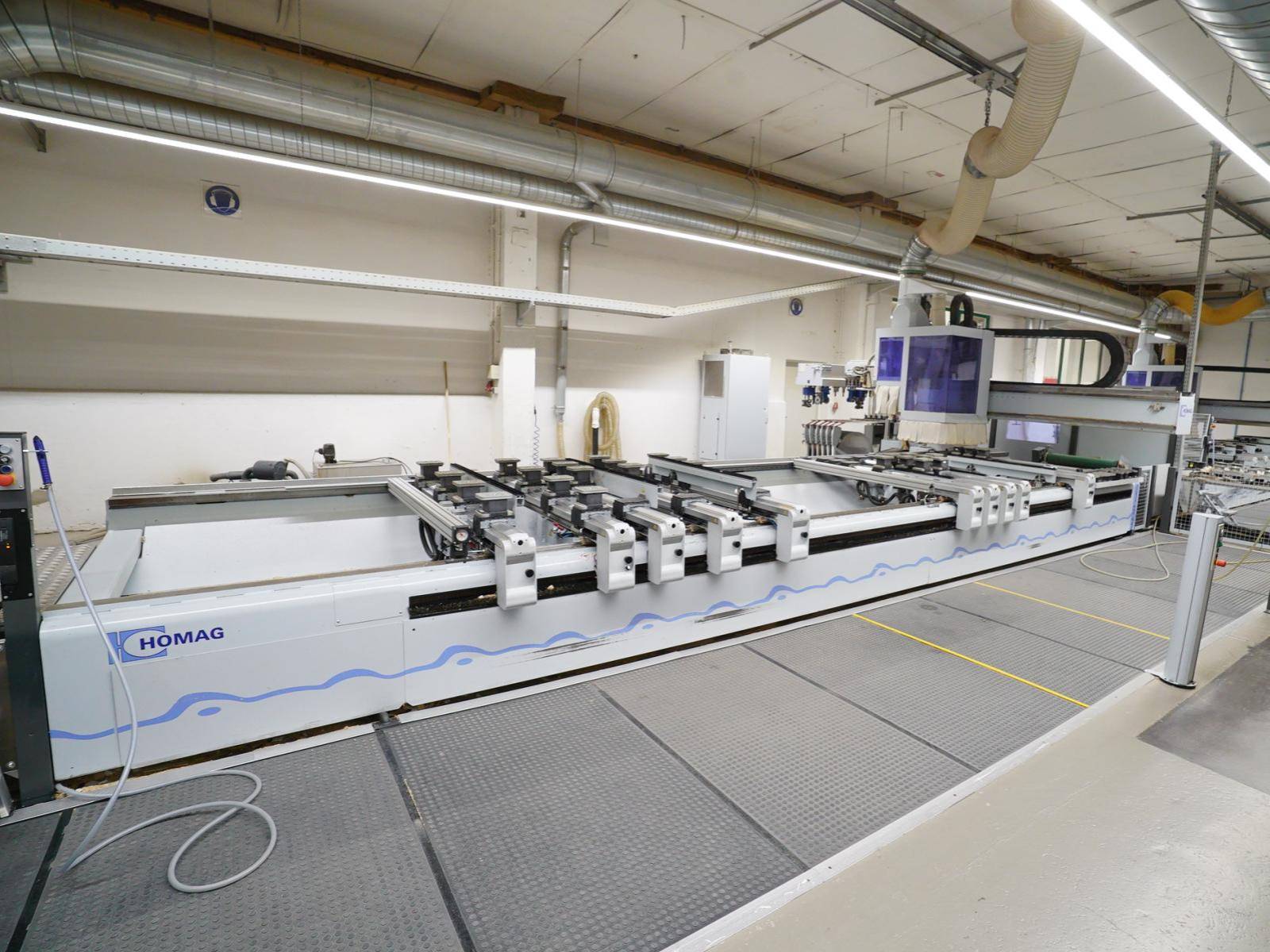 HOMAG CNC machining centre with edgebanding BAZ 322 /60/L/AP buy second ...