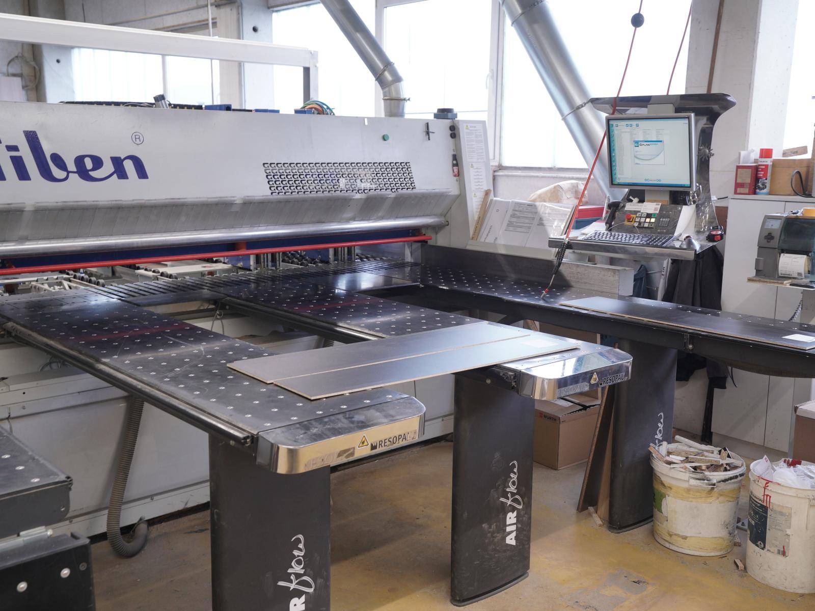 GIBEN Beamsaw with lift table PRISMA 3000 SPT H 115 buy second-hand