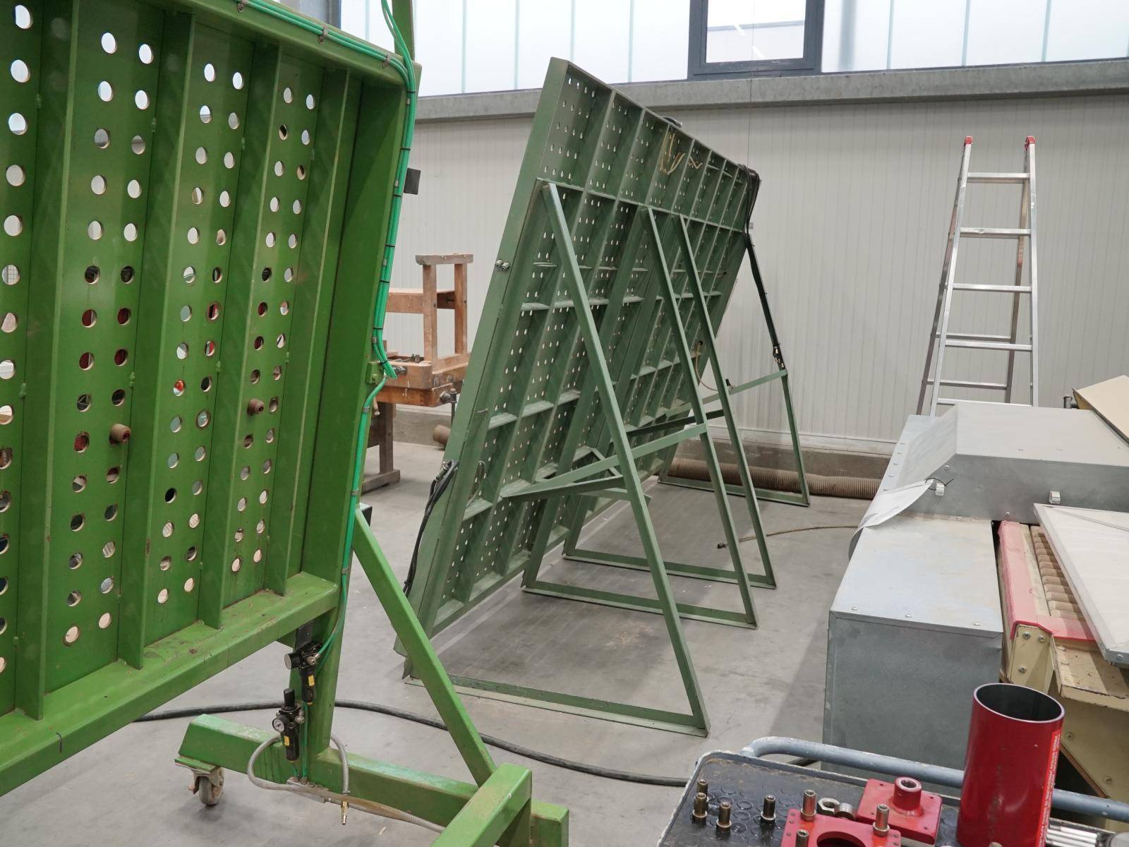 Perforated plate press TWIN ENGINEERING buy second-hand