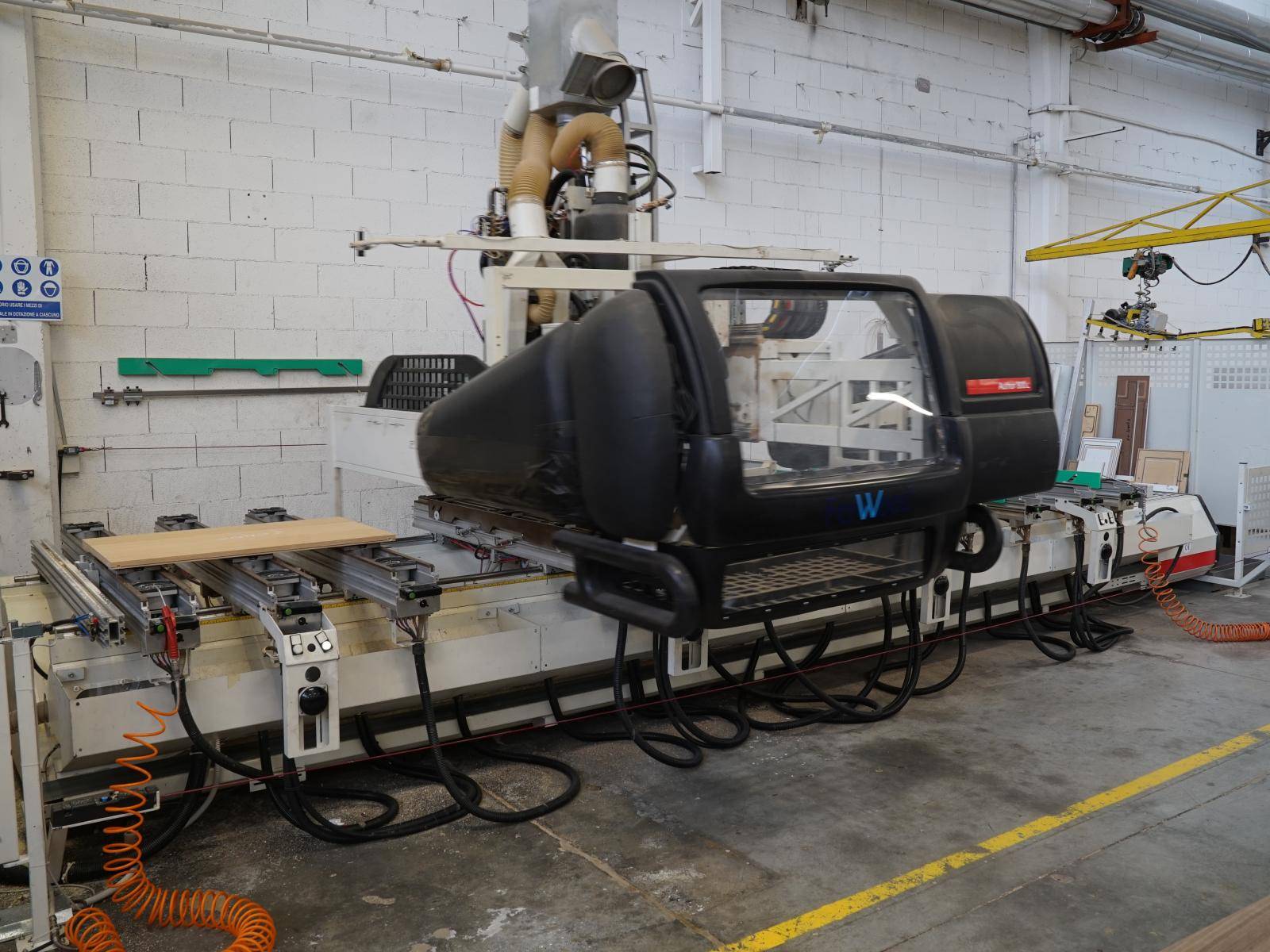 CNC machining centre MORBIDELLI AUTHOR 800 L buy second-hand