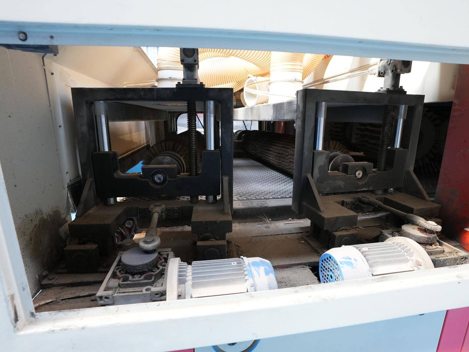 QUICKWOOD Denibbing sander for surfaces PRO 1100 buy second-hand