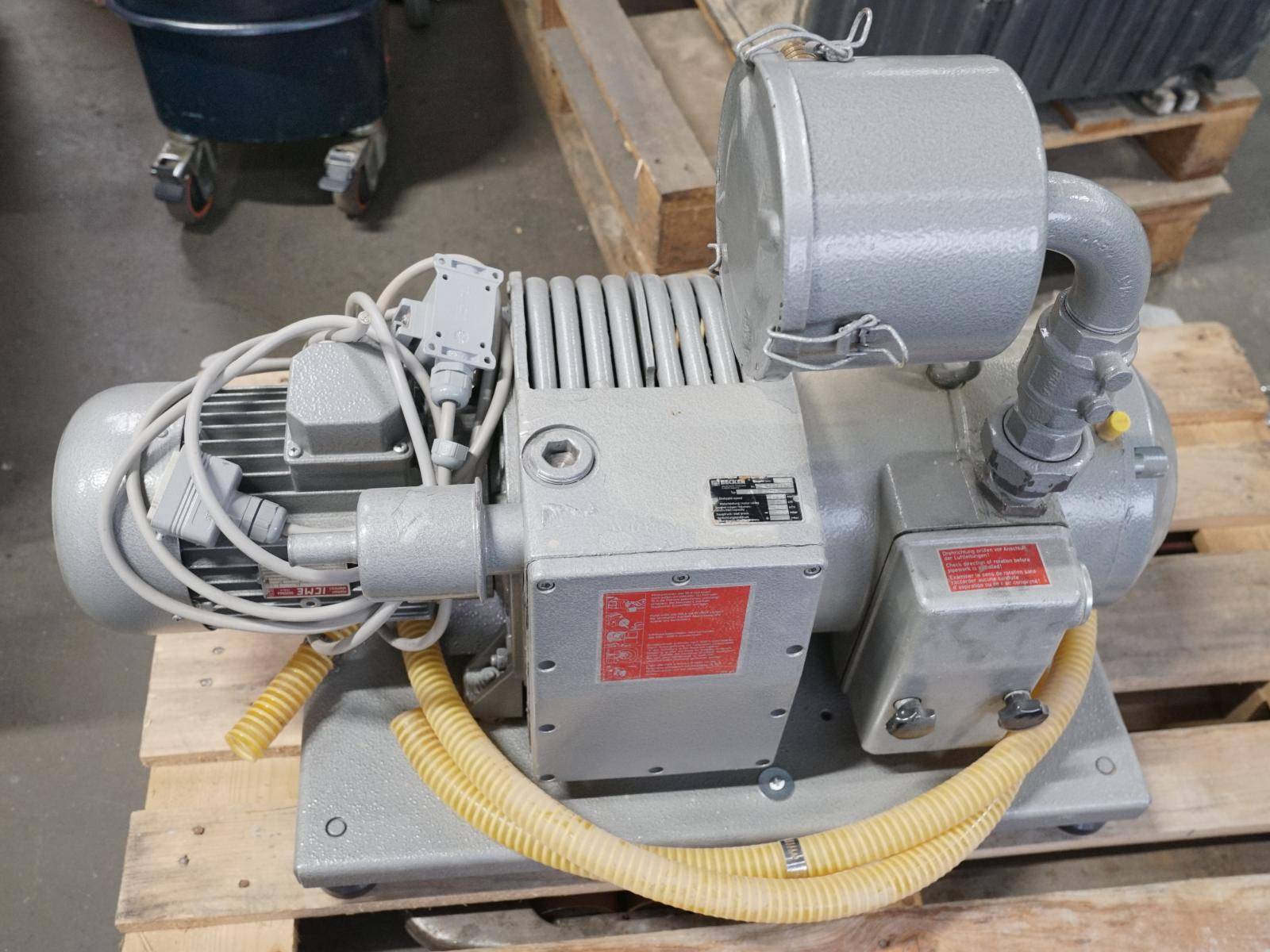 BECKER Vacuum pump KVT 2.100 buy second-hand