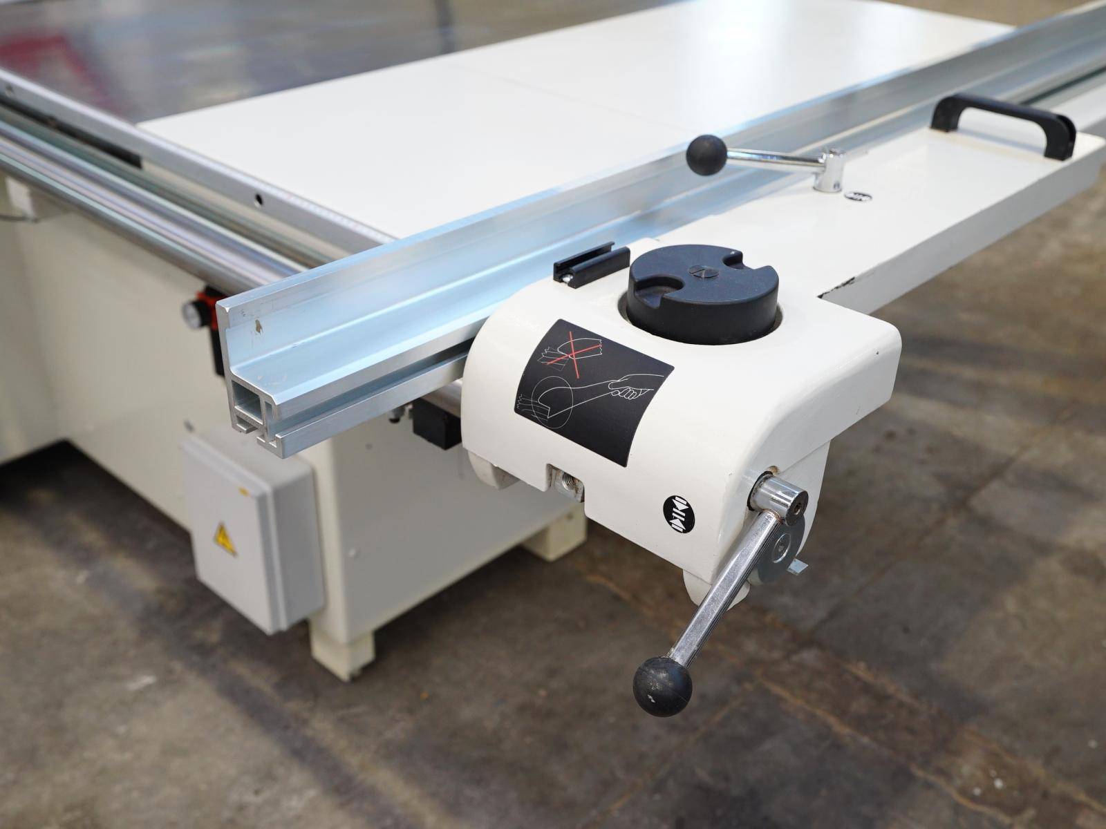 SCM Sliding table saw CLASS SI X buy second-hand