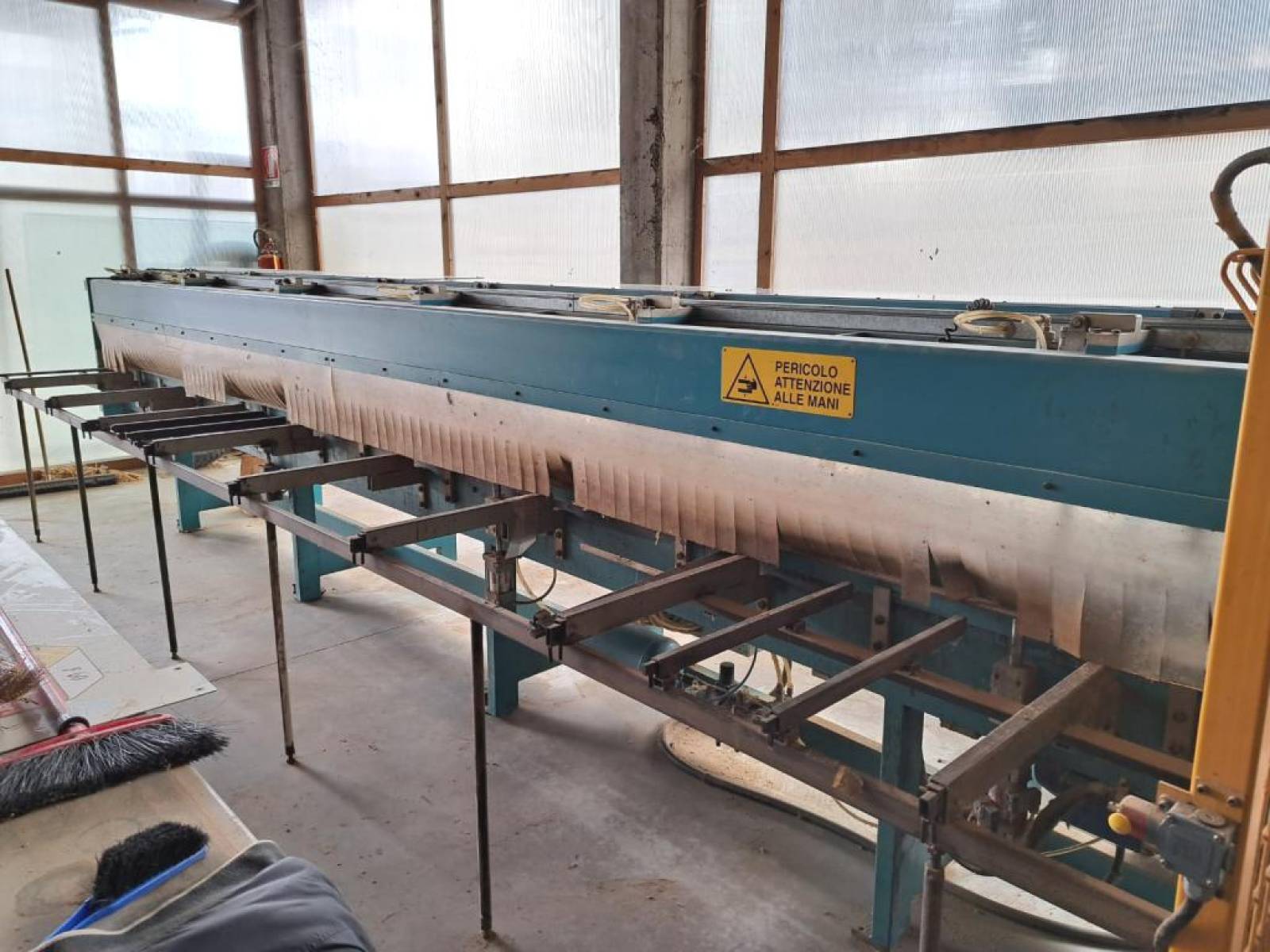 SPANEVELLO Compact finger jointing line buy second-hand