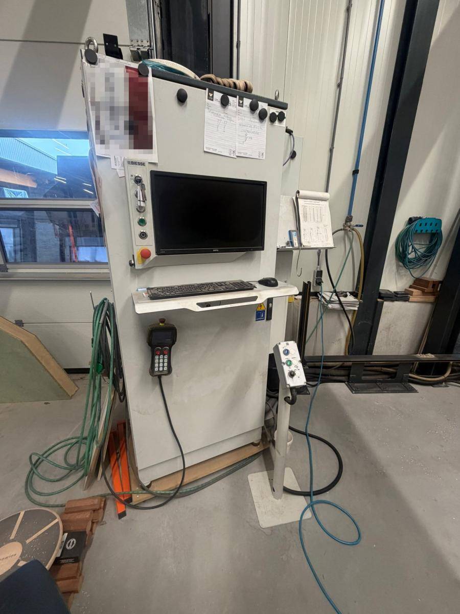 BIESSE Fraiseuse-CNC à 5 axes ROVER A 1643 Acheter d'occasion