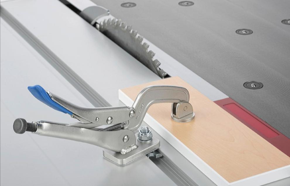 ALTENDORF Hold-down device for workpieces - WOOD TEC PEDIA